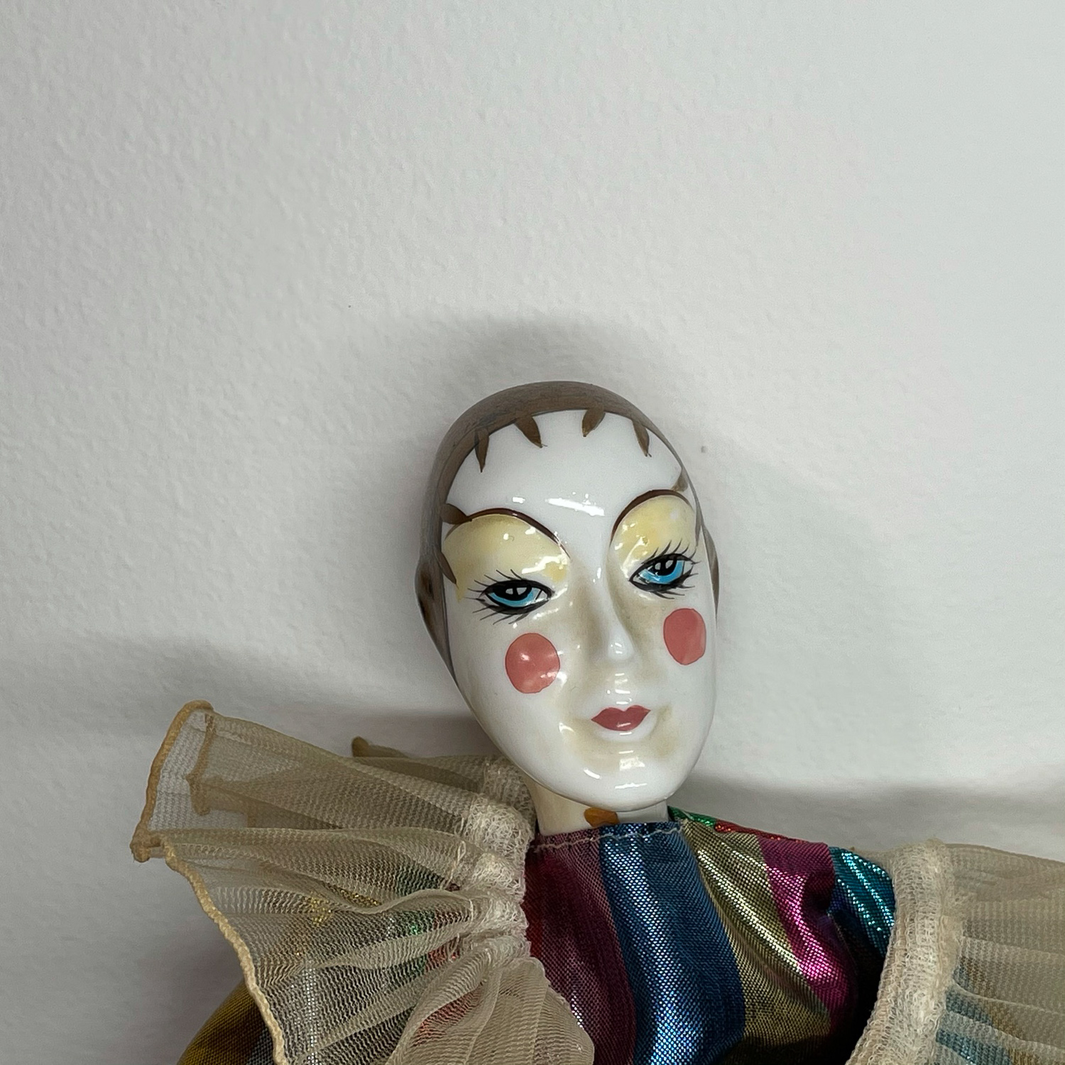 PORCELAIN & FABRIC JESTER FIGURE